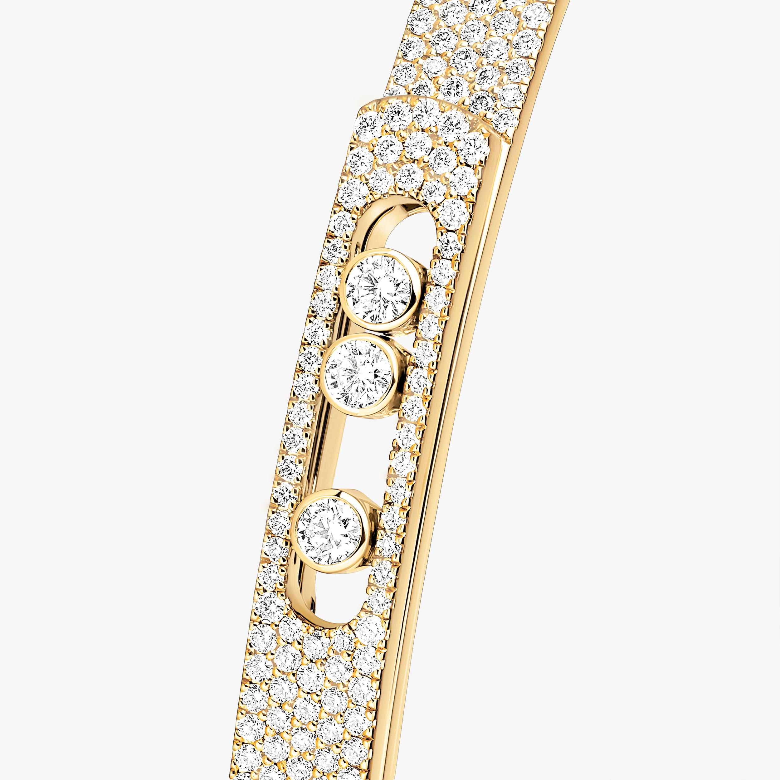 Move Noa Full Pavé Diamond Bangle Bracelet in Yellow Gold | Messika ...