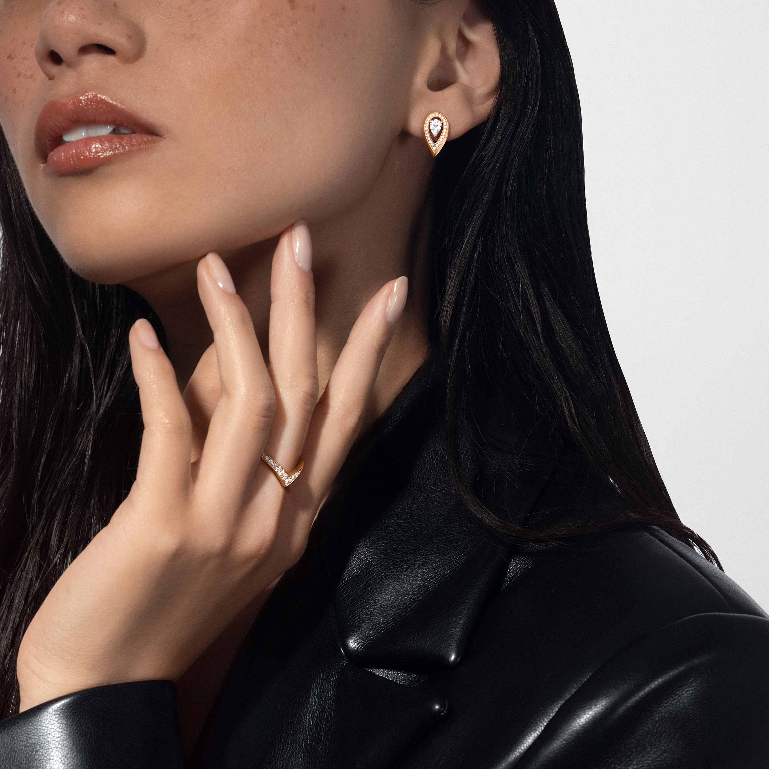 Fiery Diamond Earrings in Yellow Gold | Messika 13240-YG