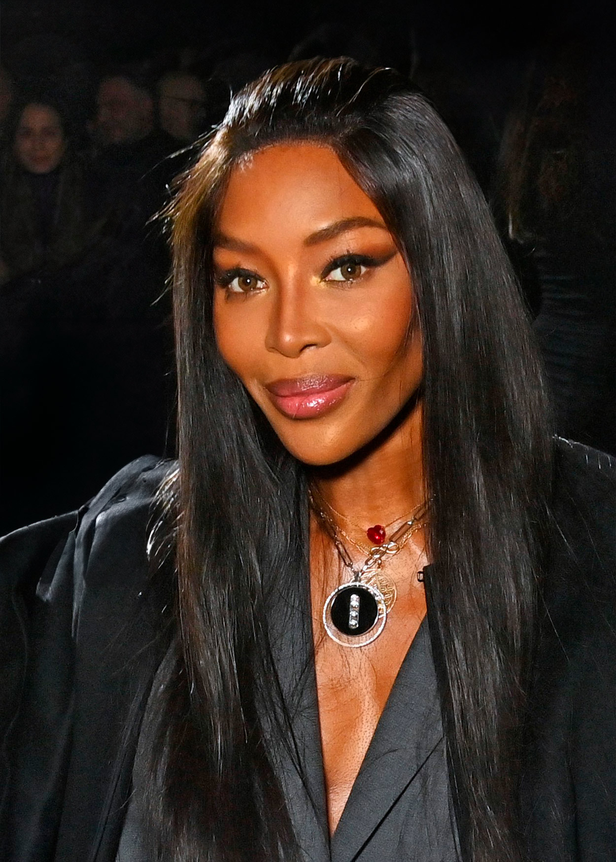 Naomi Campbell Su Estilo Realzado Por Las Joyas Messika