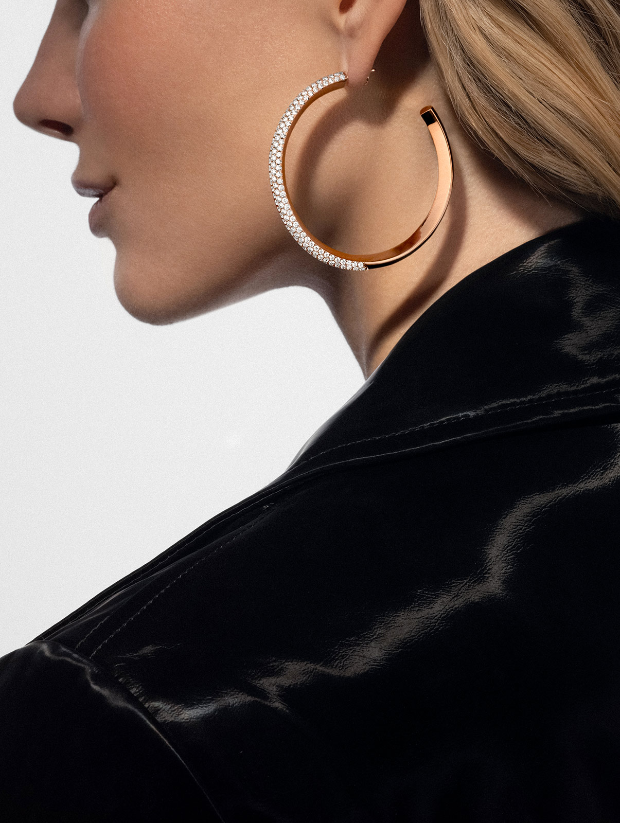 Divine Enigma Jewelry Collection - Messika diamond jewelry