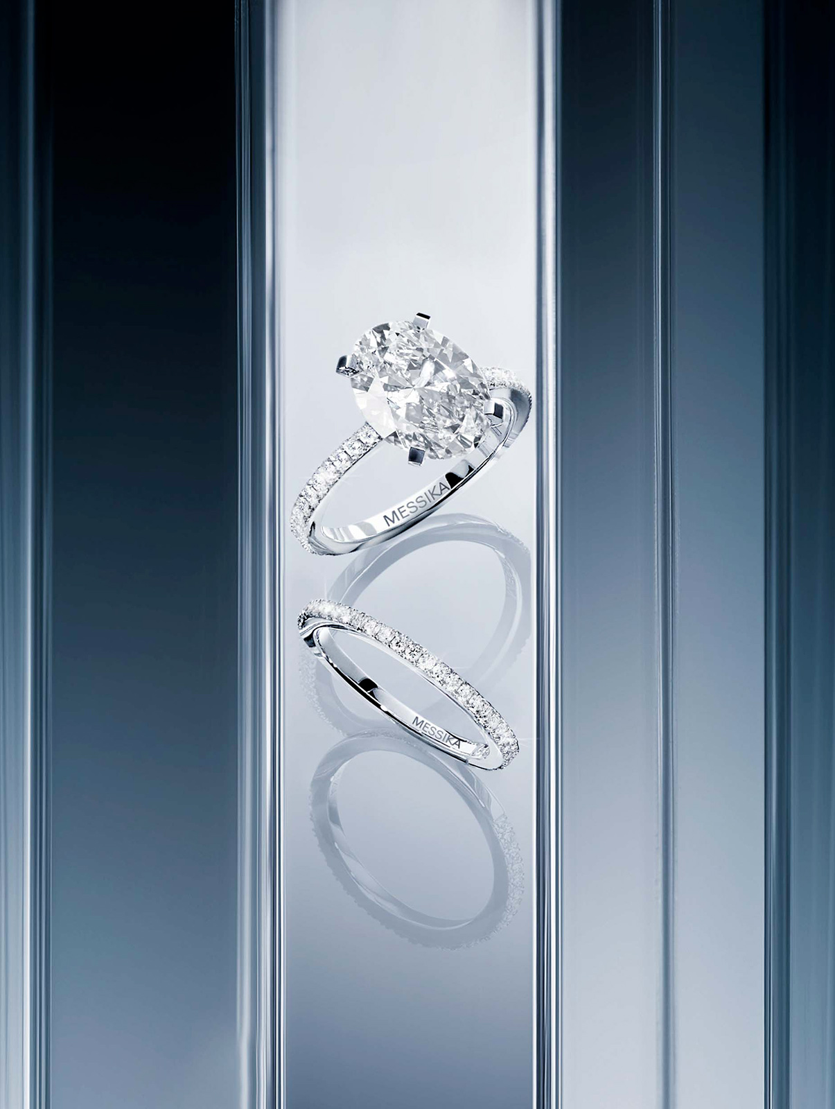 Tailor-made diamond solitaire| Messika Wedding Collection